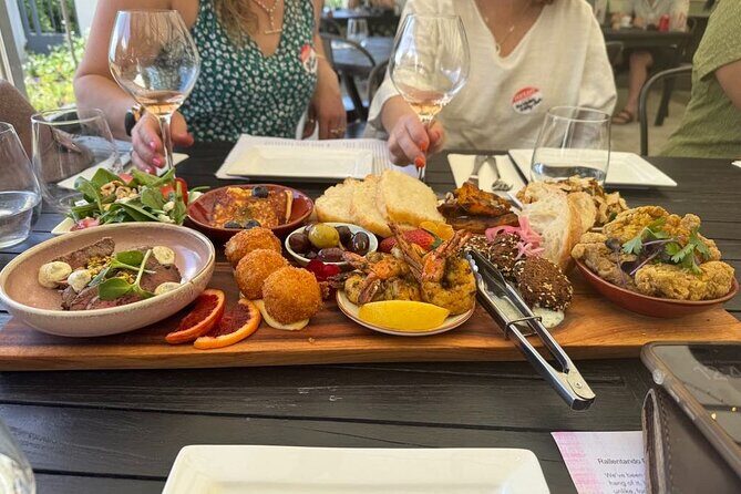 Chefs Private Martinborough Wine Tour with lunch from Wellington - The Wineries and Tasting Experiences