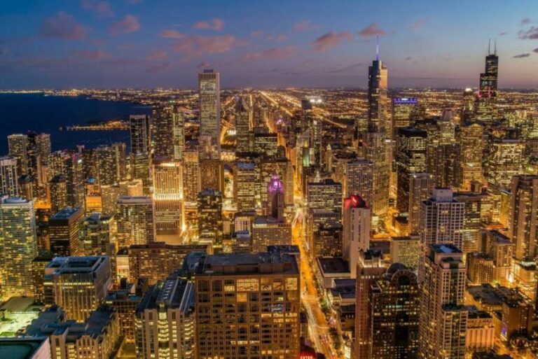 Chicago Night Driving Tour with Skydeck and River Cruise - An in-depth look at what to expect