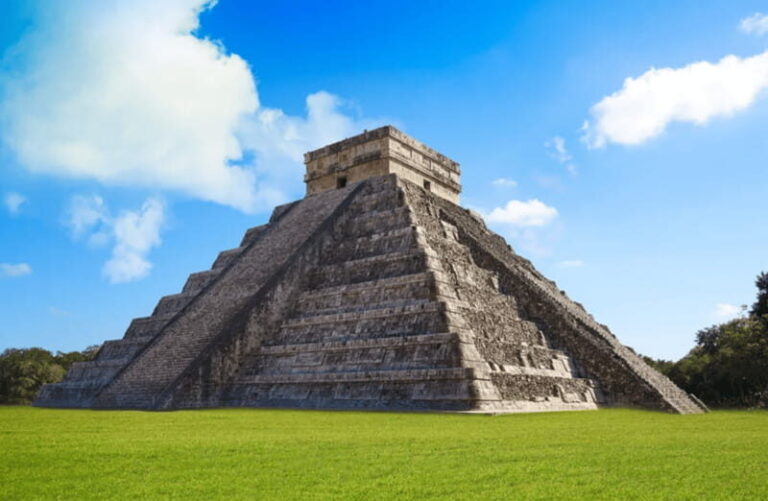 Chichen Itza without Admission, Lunch, Cenote & Valladolid - Lunch Break in Piste: A Tasty Pause