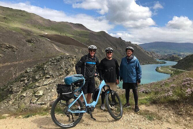 CHP Bike Rentals Cromwell - Exploring Cromwell and the Lake Dunstan Trail