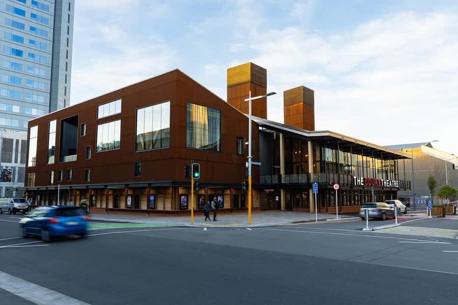 Christchurch: Heritage & Arts Walking Tour - A Closer Look at the Christchurch Heritage & Arts Walking Tour