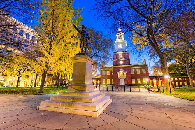 City Sightseeing Philadelphia Founding Fathers Walking Tour - Visiting Benjamin Franklin’s Final Resting Place