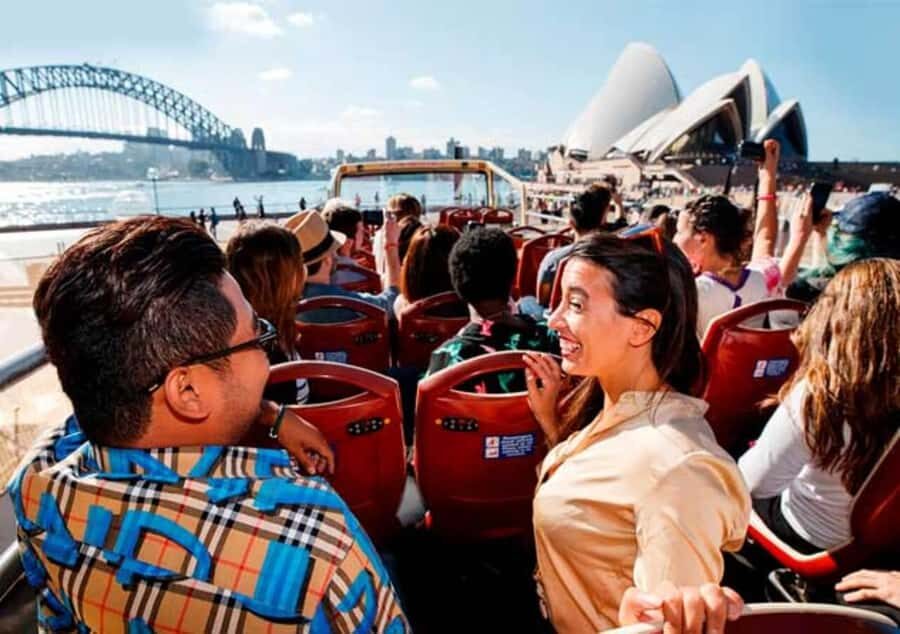 Combo: Blue Mountain Tour + Sydney Hop-on-Hop-off Bus Ticket - The Transport and Group Size