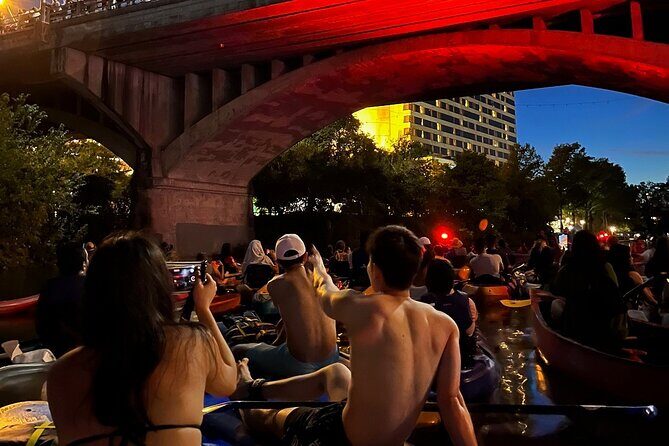 Congress Avenue Bat Bridge Paddleboard Tour - What to Expect: Physicality, Group Size, and Practical Details
