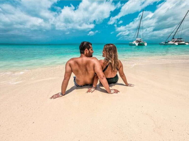 Cozumel: Catamaran Tour To Isla de la Pasión - What Sets This Tour Apart