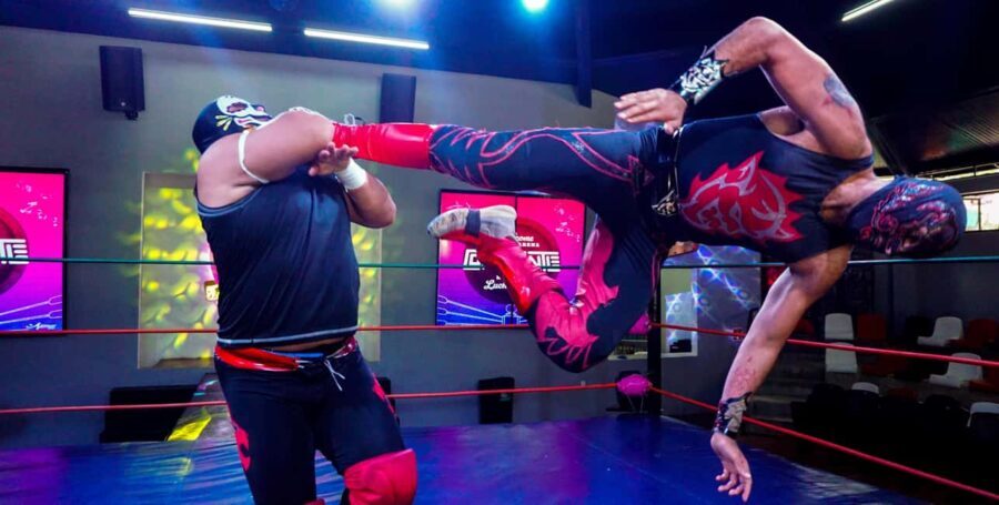 Cozumel: Mexican Wrestling Show with Tacos & Margaritas! - Who Will Love This Tour?