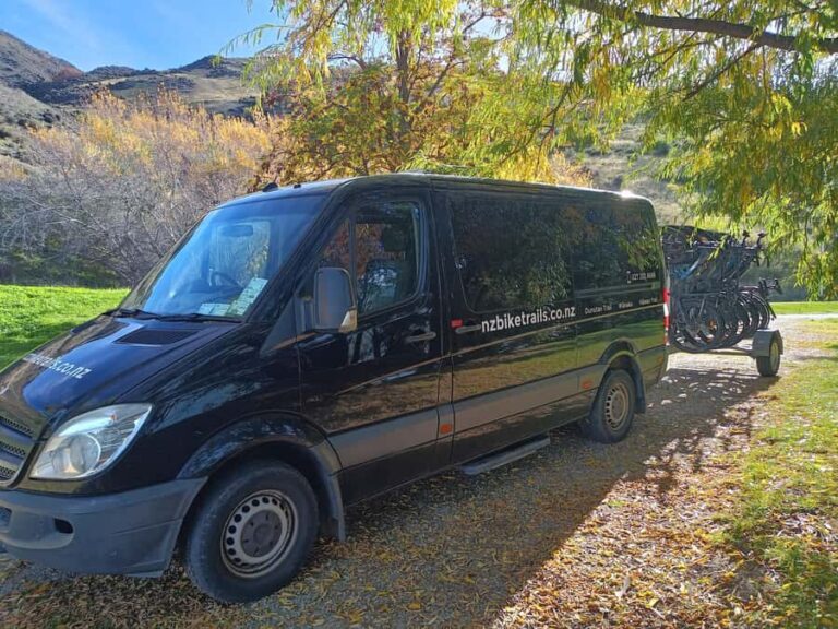 Cromwell: Lake Dunstan Trail Bike Rental and Luxury Shuttle - What Makes This Tour Special?