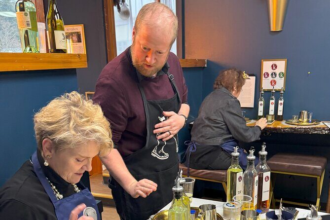 Custom Candle and Scent Blending Workshop - A closer look at the workshop’s flow and what you can expect