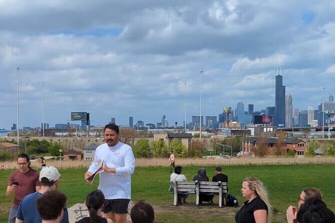 Custom Chicago Walking Tours - Who Should Consider This Tour?