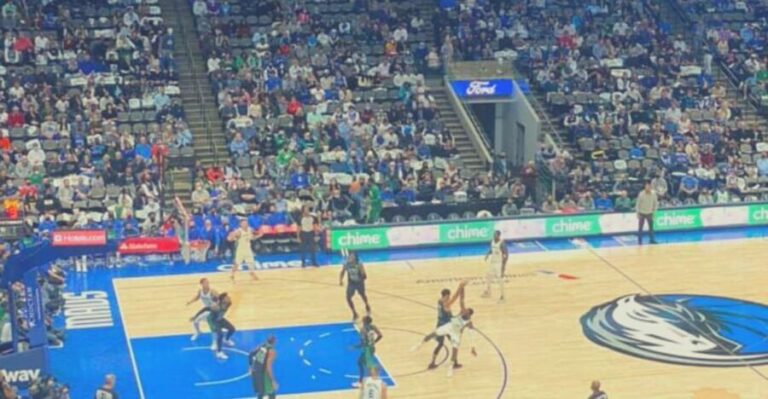 Dallas: Dallas Mavericks Basketball Game Ticket - The Matchday Atmosphere and Crowd Experience