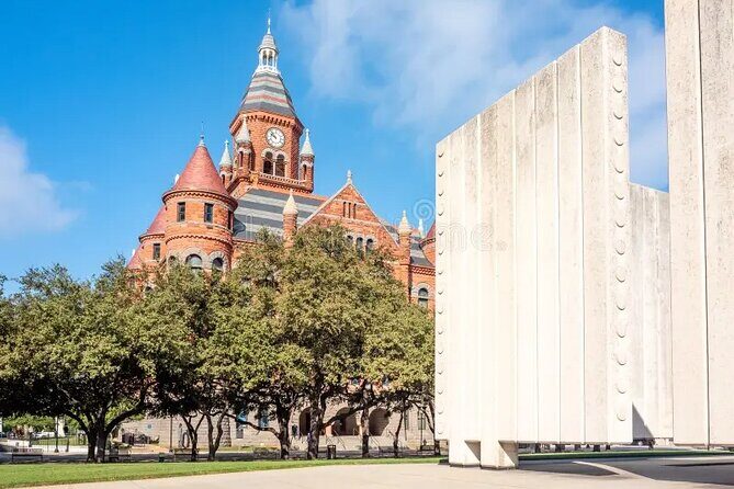 Dallas Historic Walking Tour - The Real Value of This Tour
