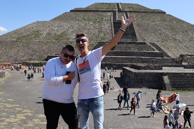 DE Teotihuacan and Basilica DE Guadalupe - Practicalities and Tips