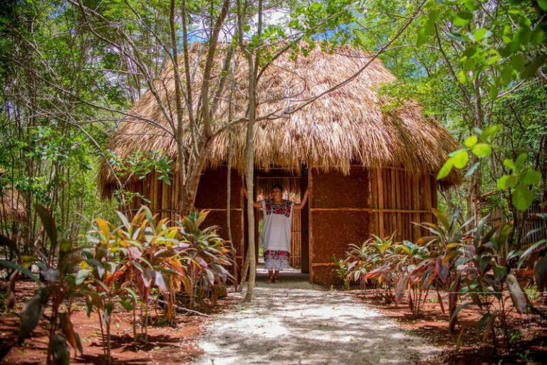 Desde Mérida: Izamal, Yokdzonot & Tsukán (Oneday) - Practical Details and What to Expect