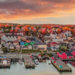 Discover Lunenburg and Mahone Bay Guided Tour - Marveling at The Ovens Park