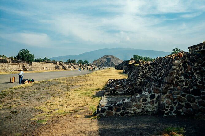 Discover Teotihuacan and the Basilica of Guadalupe from CDMX - Why This Tour Offers Great Value