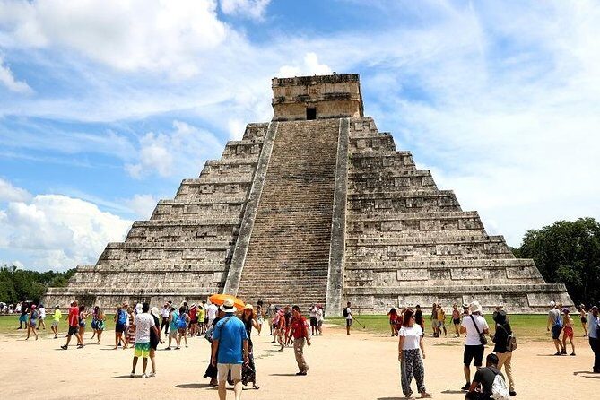 Discover the MAGIC of Chichén Itzá, a Sacred cenote and the colonial Valladolid - Who is this tour ideal for?
