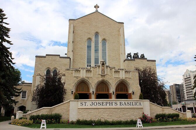 Edmonton Self Guided Audio Experience - In-Depth Look at the Itinerary