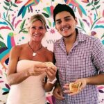 Elaboration of tortillas by hand following the Mexican tradition - The Practical Details