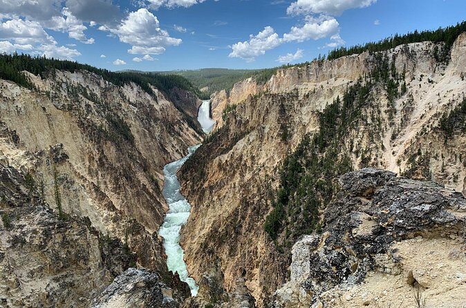 Elemental Yellowstone Grand Canyon, Waterfalls and Hidden Wonders - What’s Included and What To Expect