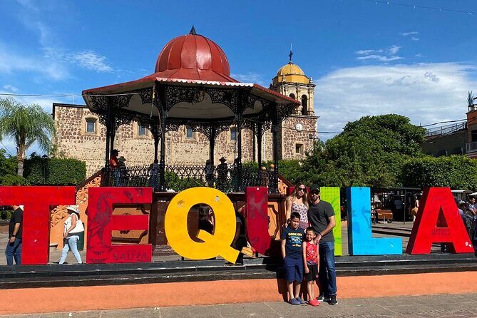 Enjoy a full day on the Tequila and Amatitan route - Transportation and Group Size