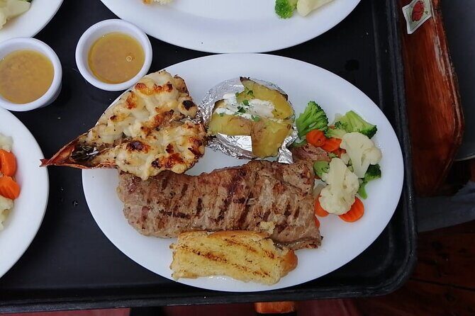 Enjoy The Spanish Galeon with a Romantic Night Dinner in Cancun - The Experience in Detail: What You’ll Actually Do