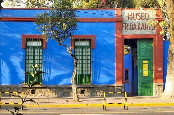 Entrance tickets to Frida Kahlo Museum - Who Should Consider This Experience?