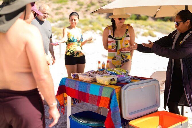 Espíritu Santo Island snorkel and sightseeing tour on Small Group - Frequently Asked Questions