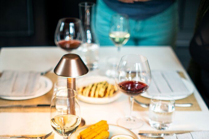 Evening Sip, Savor, Stroll Tour - The Sum Up