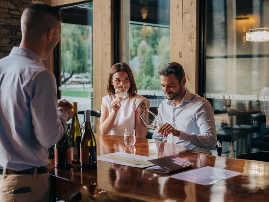 Exclusive Classic Wine Tour - Detailed Breakdown of the Itinerary