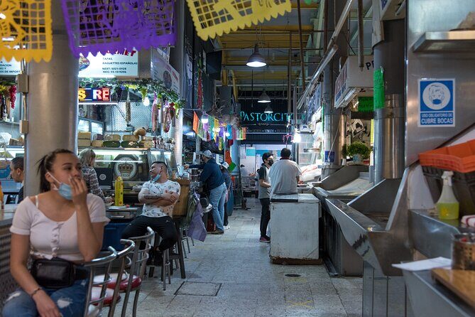 EXCLUSIVE MARKETS TOUR IN MEXICO CITY  Small Groups - Why this tour works for different travelers