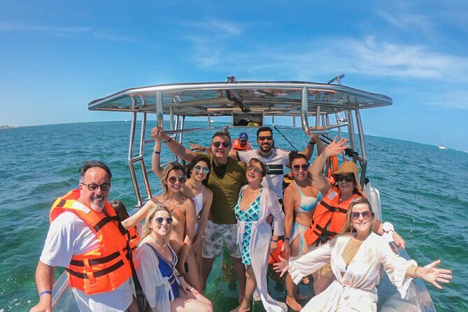 Excursion to Reefs in a transparent boat from Cancun - The Experience in Detail
