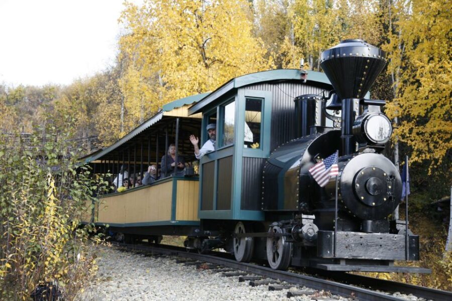 Fairbanks: Gold Dredge 8 Historic Train Tour - Authenticity and Value