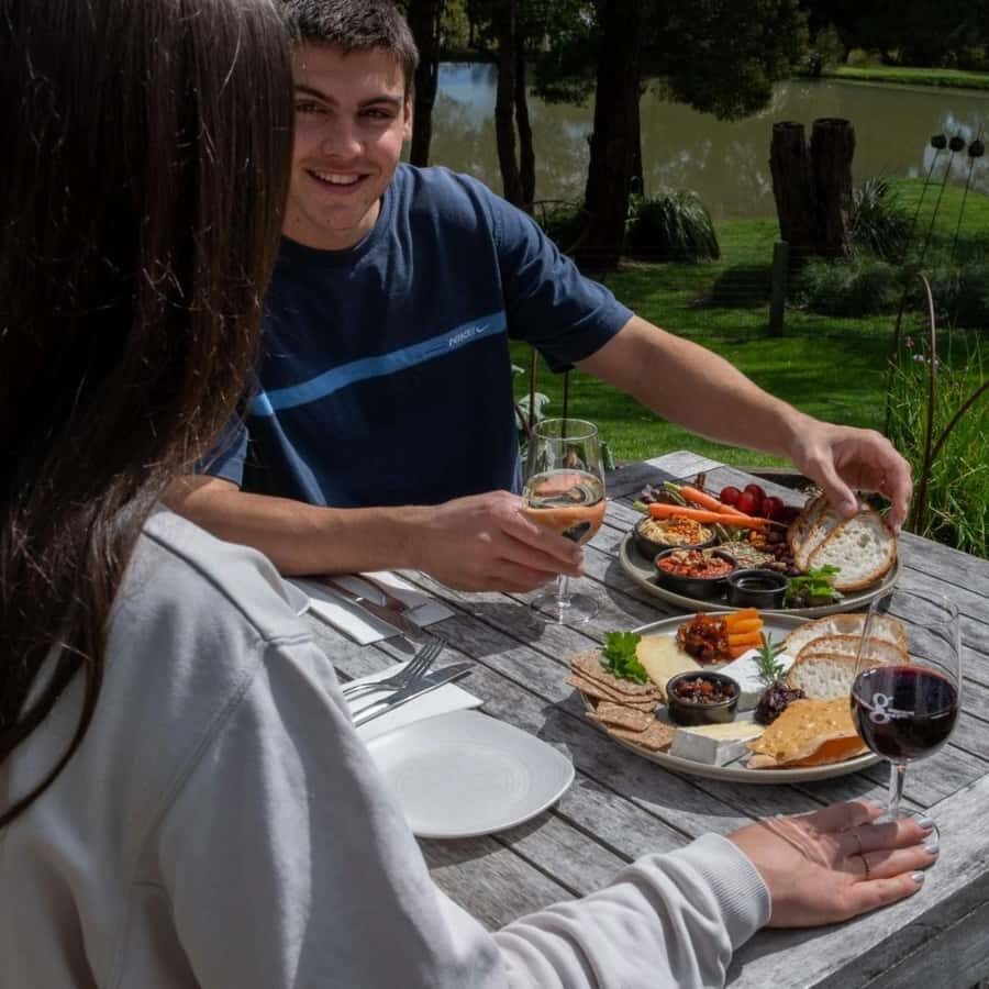 Farmer's Lunch and Arthurs Seat Eagle Cable Car Ride - For 2 - The Itinerary: How the Day Unfolds