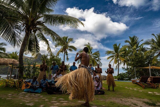 Fiji Island Cultural Experience with Lunch - Exploring the Cave and Historical Significance
