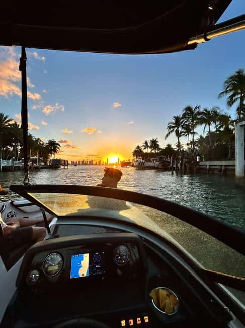 Fort Lauderdale: Sunset Boat Tour with "French Appetizer" - Why You Should Consider This Tour