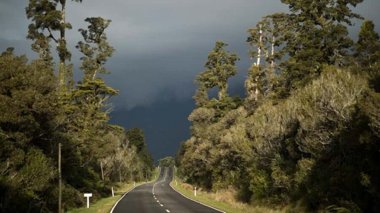 Franz Josef to Queenstown Day Tour - Scenic Highlights Along the Route
