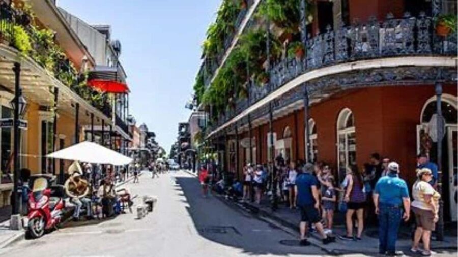 French Quarter Tour with Local Guide and Creole Stories - The Value for Travelers