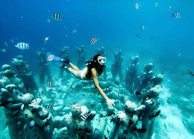 From Cancun: Isla Mujeres by Luxury Catamaran with Drinks - What Makes This Tour Stand Out?