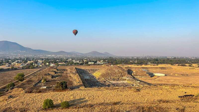 From CDMX: Hot air balloon ride, guided visits to Teotihuacan and Guadalupe - Guided Visits to Teotihuacan and Other Sites