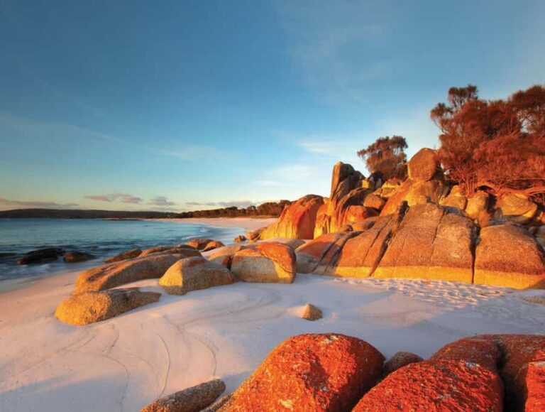 From Launceston: Bay of Fires Hiking Tour - 4 Days - Key Points