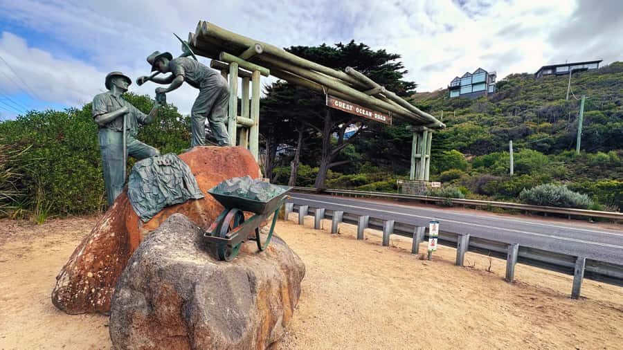 From Melbourne: 12 Apostles & Great Ocean Road Private Tour - An In-Depth Look at the Great Ocean Road Private Tour