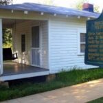From Memphis: Elvis Presley Birthplace and Park Guided Tour - The Significance of Key Locations