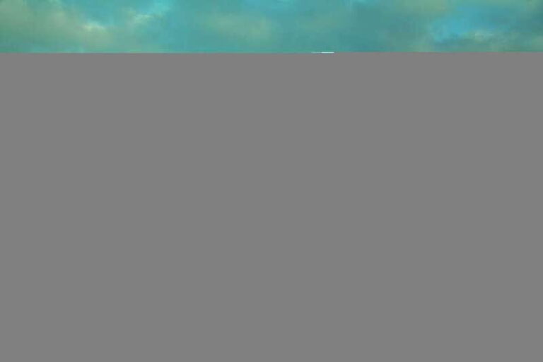 From Merida: Izamal and Valladolid Guide Tour & Yucatan Meal - What Makes This Tour Stand Out