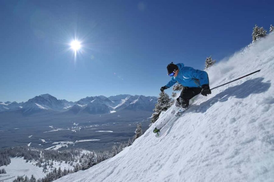 From Montréal: Mont-Tremblant 1-Day Tour - Transportation and Duration