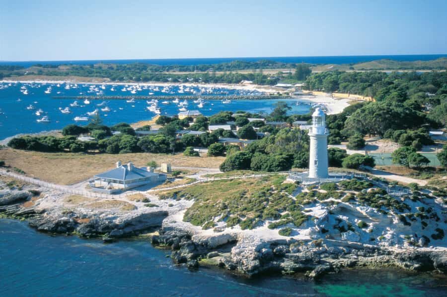 From Perth: Rottnest Grand Scenic Flight - Orbiting Rottnest Island