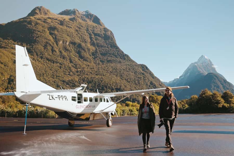 From Queenstown: Milford Sound Scenic Flight & Nature Tour - What Makes This Tour Stand Out?