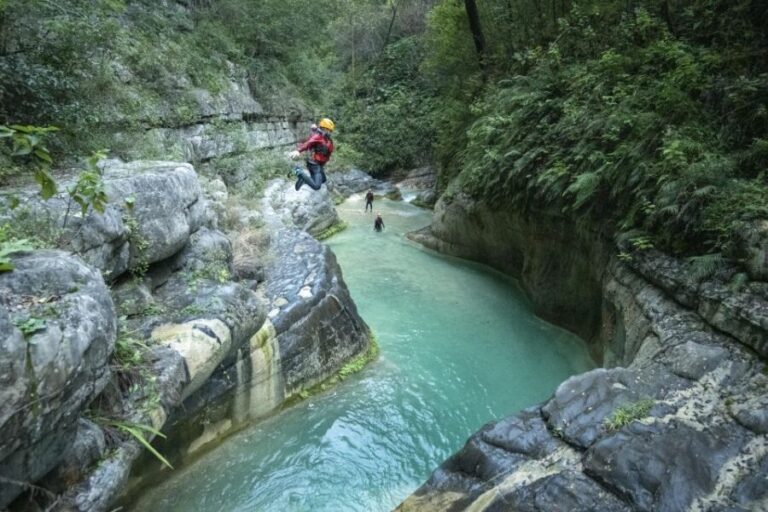 From Santiago,NL: Matacanes Canyon Canyoneering Tour & Lunch - The Scenic Highlights