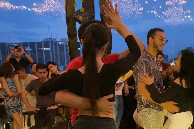 Full CDMX Experience | Prepare Your Own Tequila, Eat Tacos & Take a Dance Class - Exploring the Full CDMX Experience