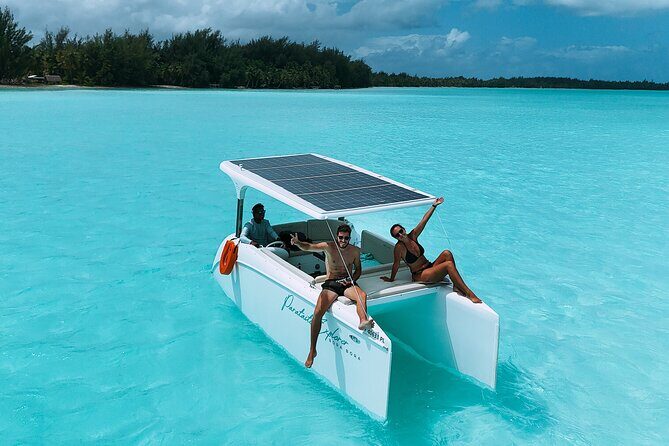 Full Day Solar BoatExplores Bora Bora at the Rhythm of the Lagoon - Who Will Love This Tour?