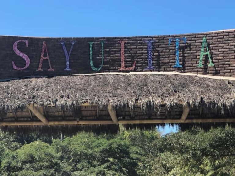FullDay Private Tour Puerto Vallarta to Sayulita Exploration - Exploring Sayulita’s Vibrant Streets and Iconic Sign